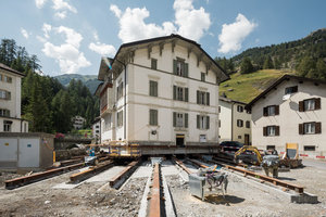 Die Verschiebung der «Weissen Villa» von Mulegns, Origen / Post / Crossiety