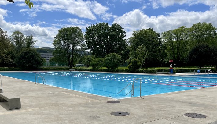 Geänderte Öffnungszeiten Gartenbad Aesch / Post / Crossiety