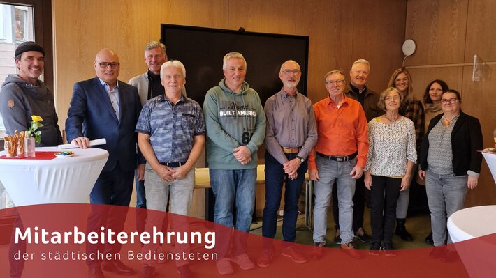 Mitarbeiterehrung im Rathaus / Post / Crossiety